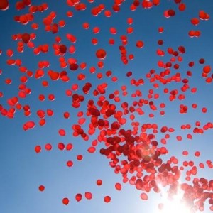 99 Red Balloons – bubbly bride
